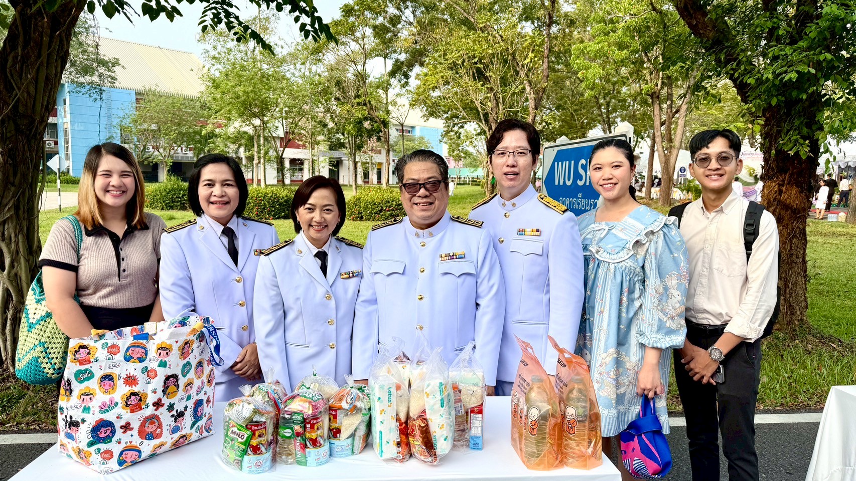 The School of Informatics participated in the almsgiving ceremony to ...